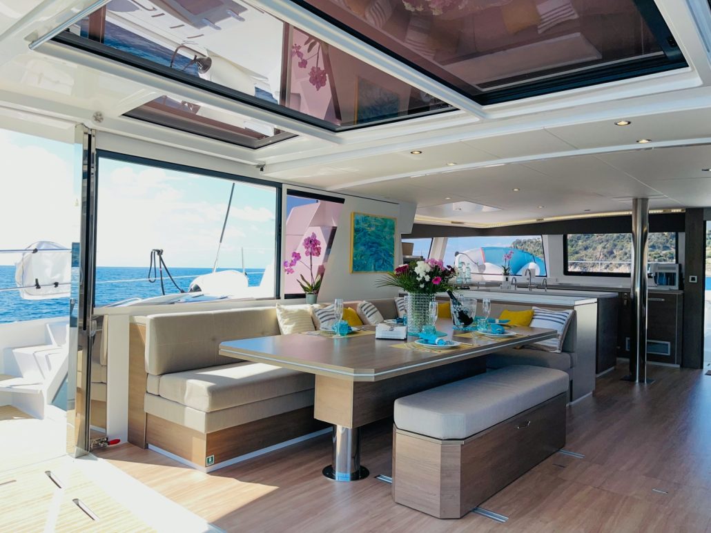 Yacht SIGNATURE VISION, Bali Catamarans | CHARTERWORLD Luxury ...